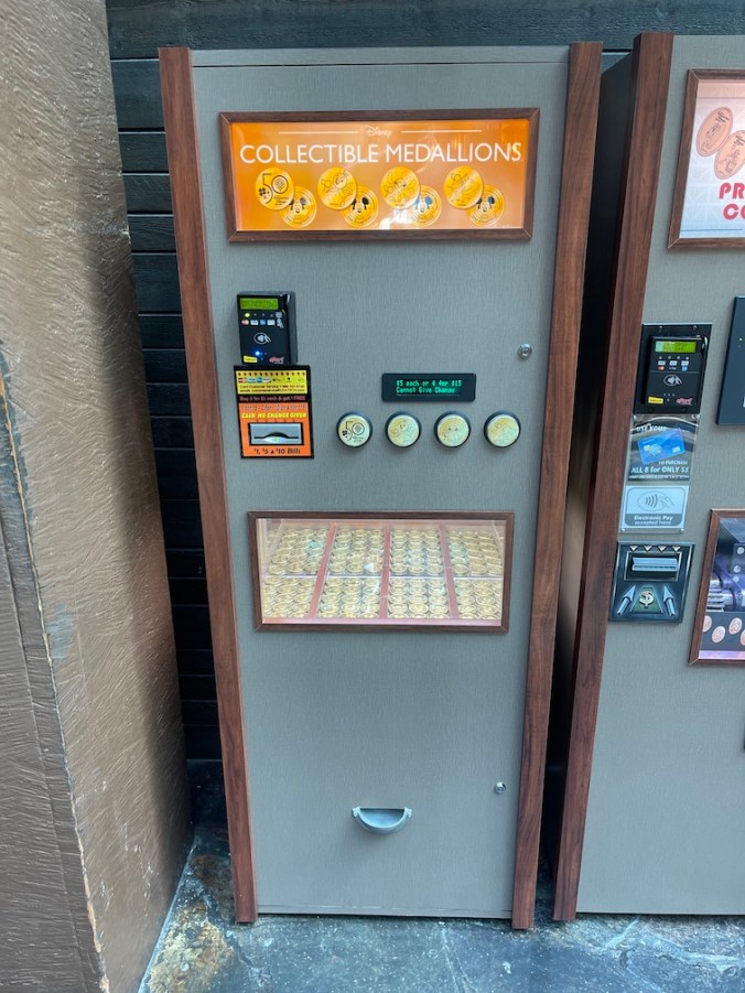 50th Anniversary Collectible Medallions – Walt Disney World (Complete ...